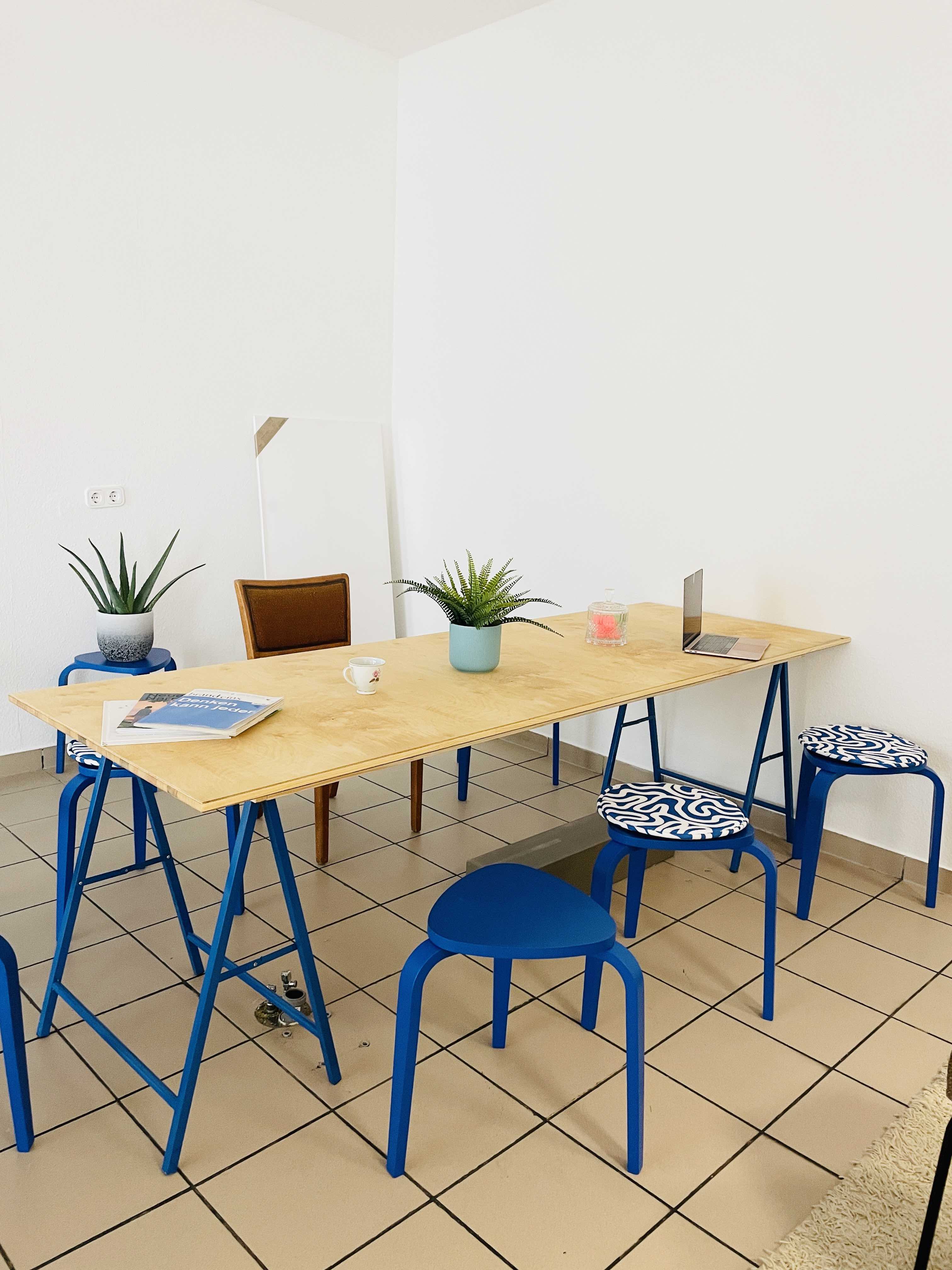 Ping Pong Salon - meeting and creative space