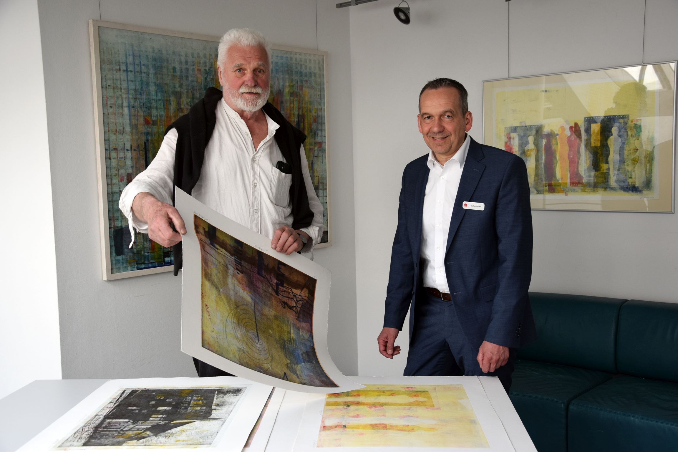 Gerd Frick stellt in der Sparkasse Mecklenburg-Strelitz aus